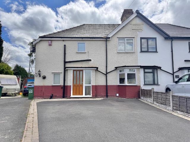 3 bedroom semi detached house for sale