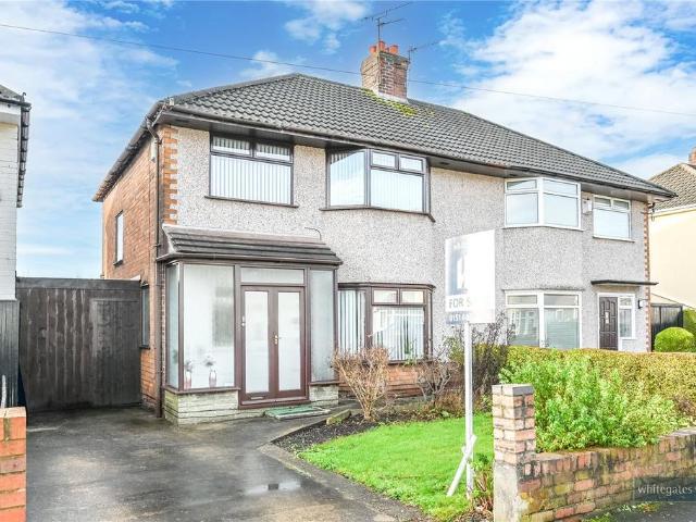 3 bedroom semi detached house for sale