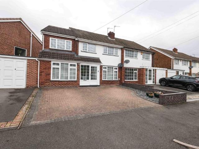 3 bedroom semi detached house for sale
