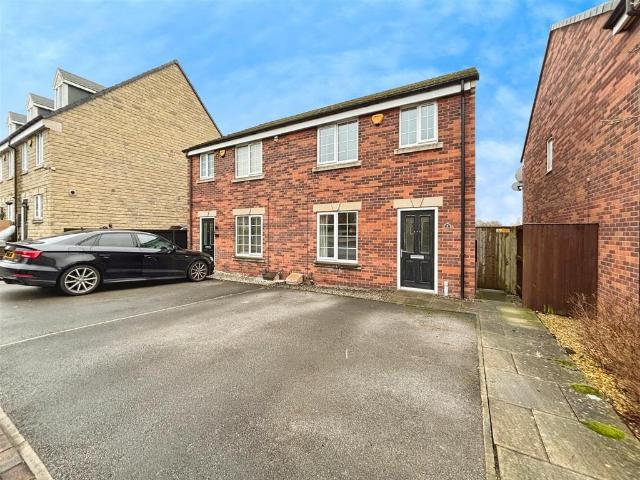 3 bedroom semi detached house for sale