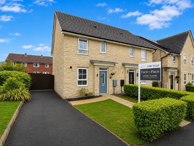 3 bedroom semi detached house for sale