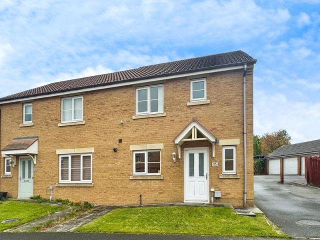 3 bedroom semi detached house for sale