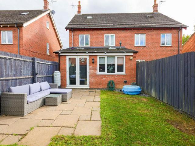 3 bedroom semi detached house for sale