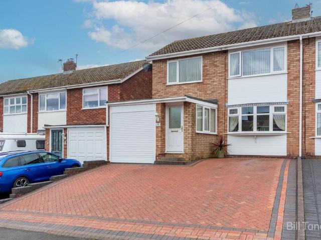 3 bedroom semi detached house for sale