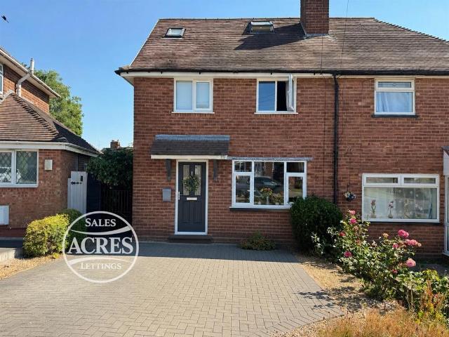 3 bedroom semi detached house for sale