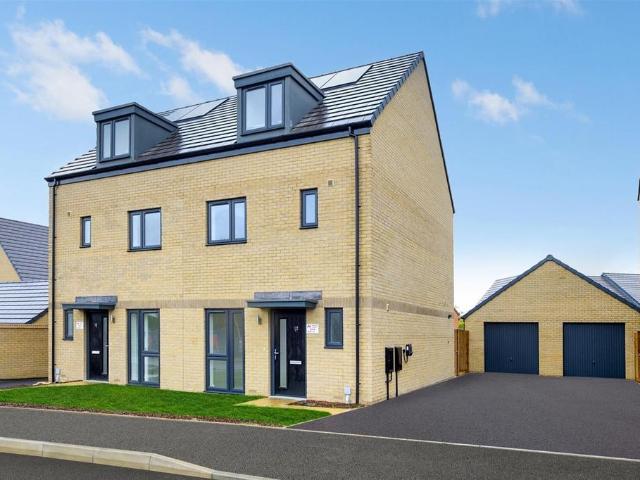 3 bedroom semi detached house for sale