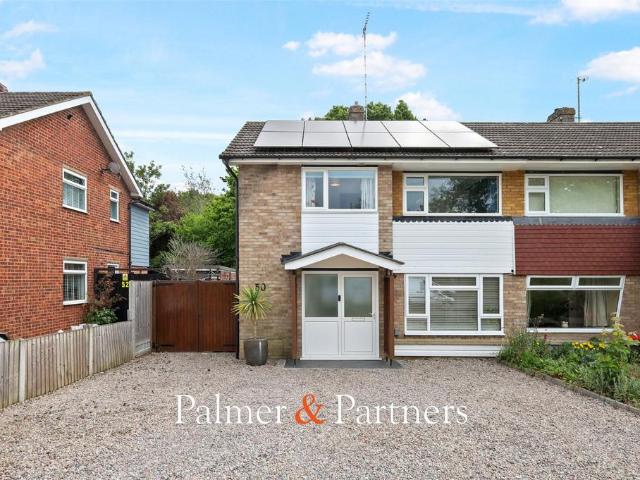 3 bedroom semi detached house for sale