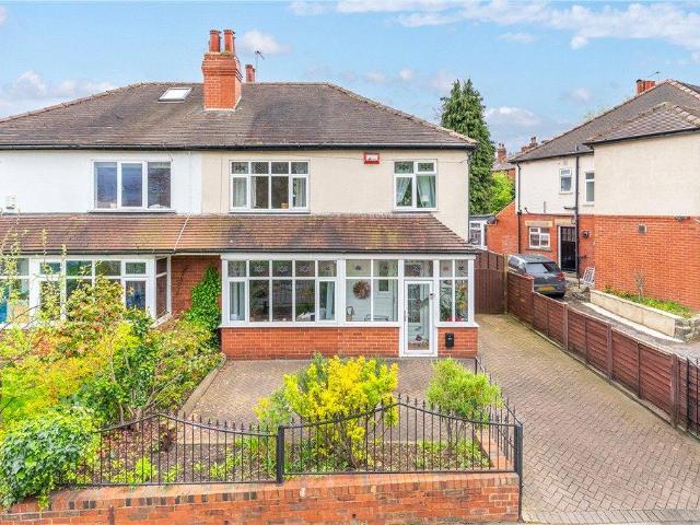 3 bedroom semi detached house for sale