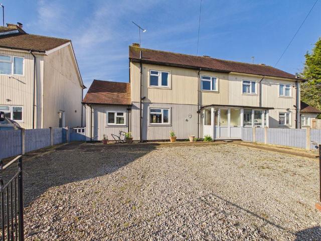 3 bedroom semi detached house for sale
