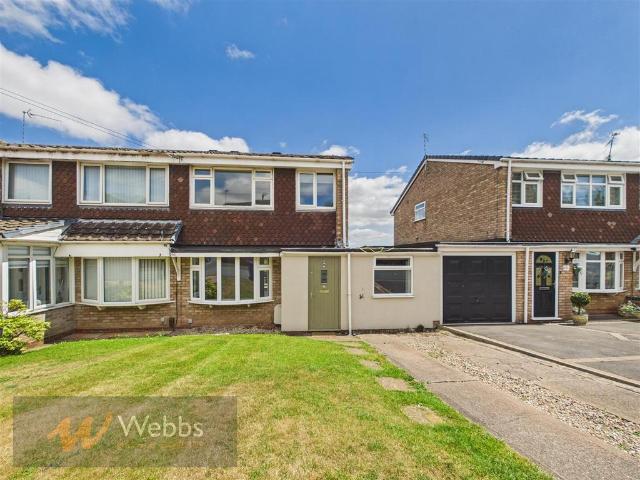 3 bedroom semi detached house for sale