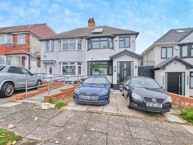 3 bedroom semi detached house for sale