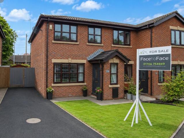 3 bedroom semi detached house for sale