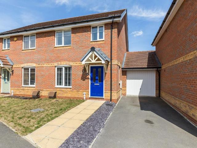 3 bedroom semi detached house for sale