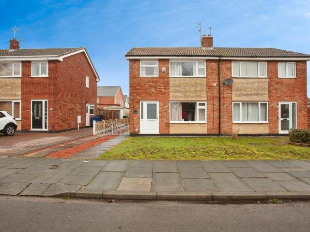 3 bedroom semi detached house for sale
