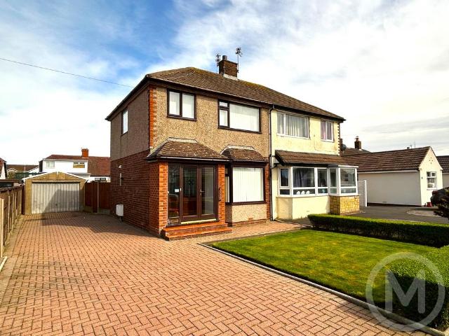 3 bedroom semi detached house for sale