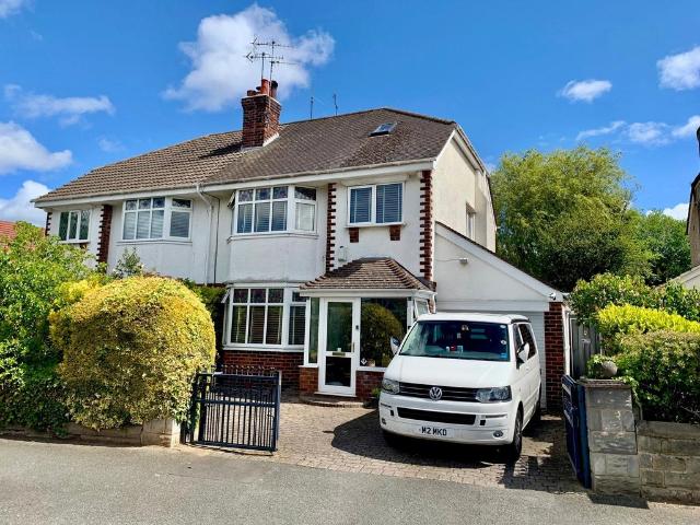 3 bedroom semi detached house for sale