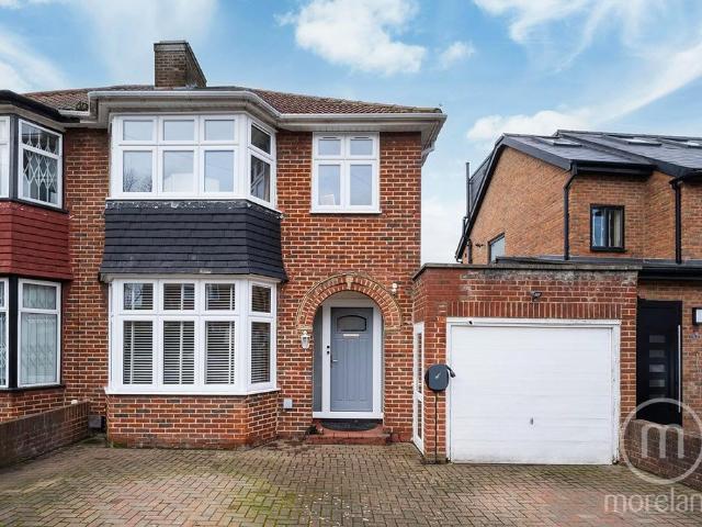 3 bedroom semi detached house for sale