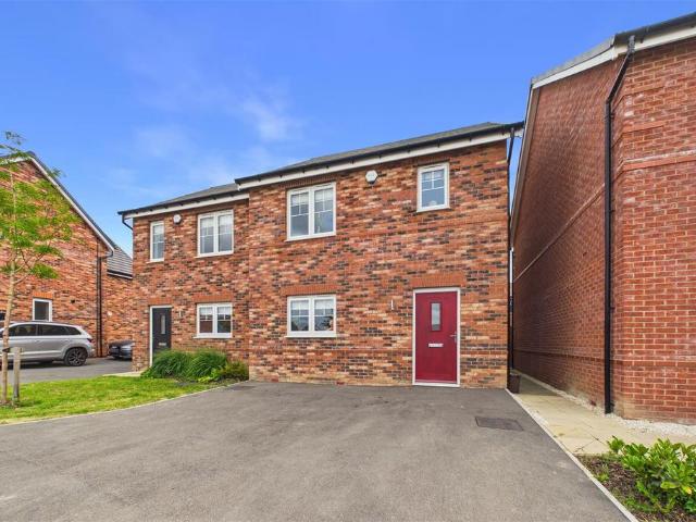 3 bedroom semi detached house for sale