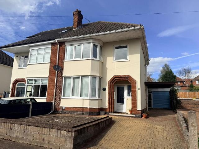 3 bedroom semi detached house for sale
