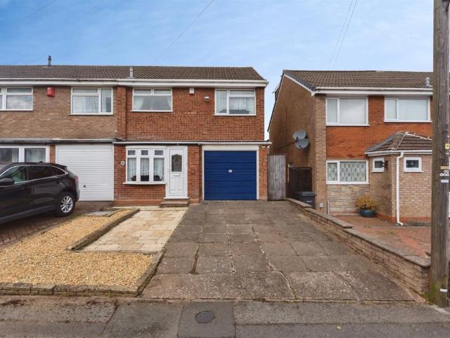 3 bedroom semi detached house for sale