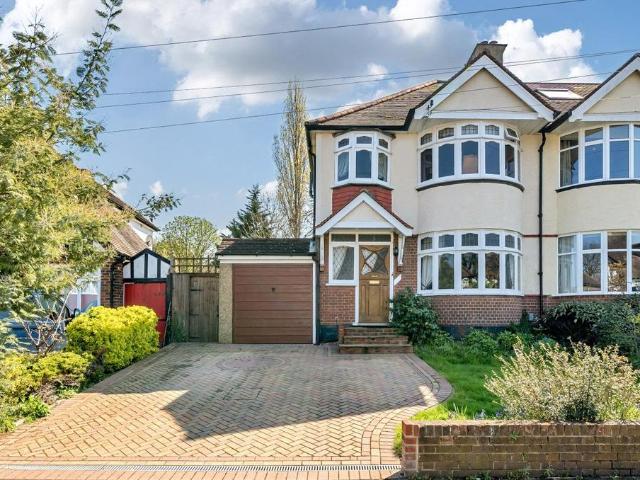 3 bedroom semi detached house for sale