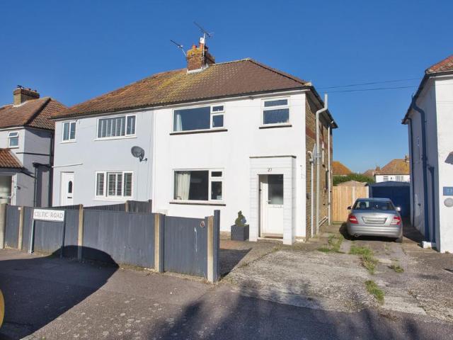 3 bedroom semi detached house for sale