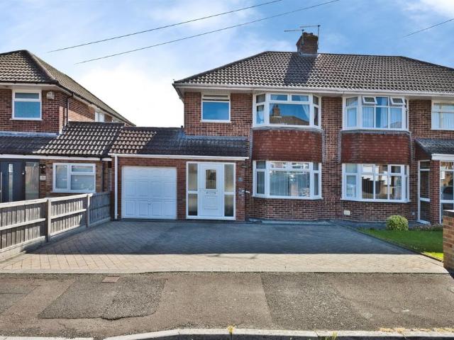 3 bedroom semi detached house for sale