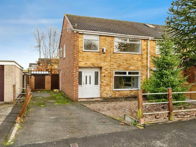 3 bedroom semi detached house for sale