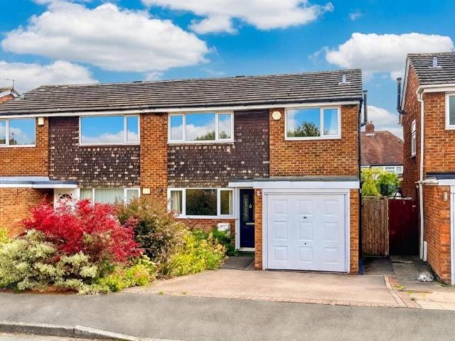 3 bedroom semi detached house for sale