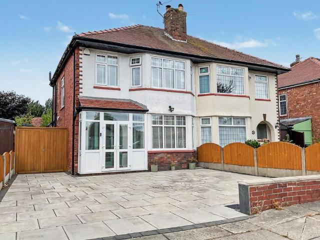 3 bedroom semi detached house for sale