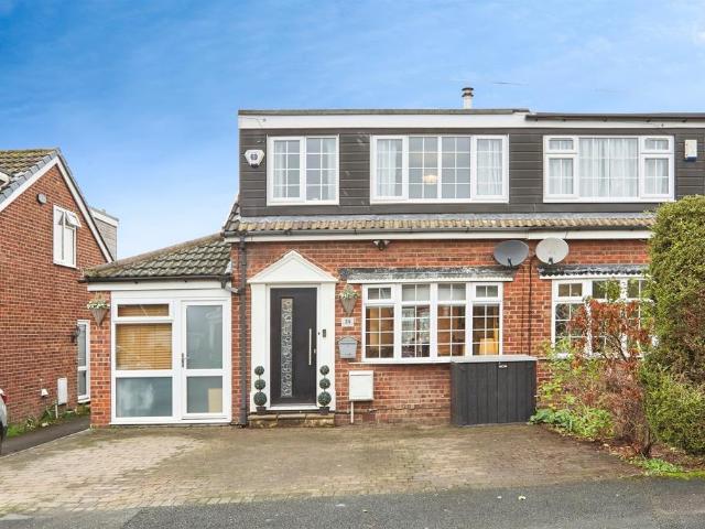 3 bedroom semi detached house for sale