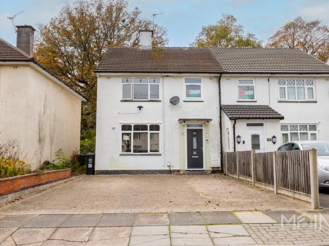 3 bedroom semi detached house for sale