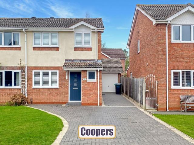 3 bedroom semi detached house for sale
