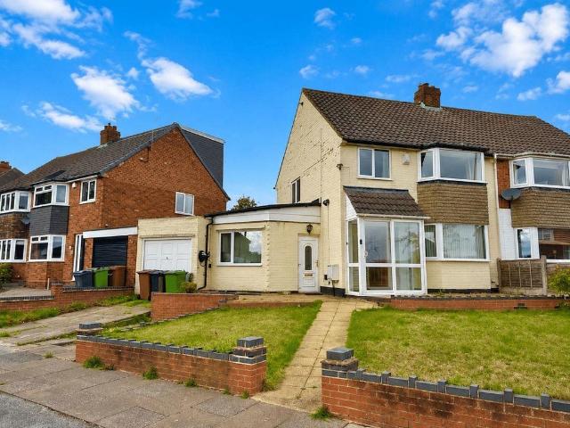 3 bedroom semi detached house for sale