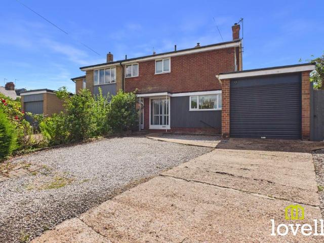 3 bedroom semi detached house for sale
