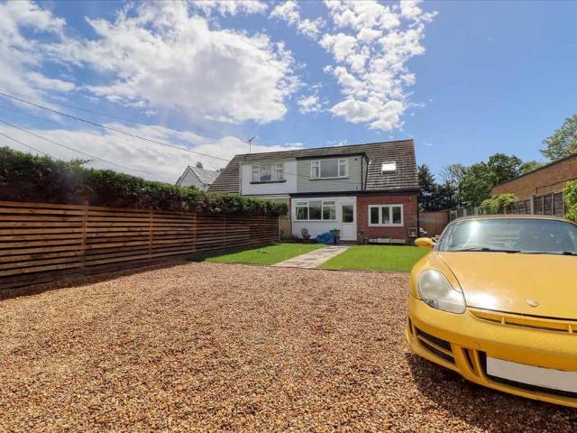 3 bedroom semi detached house for sale