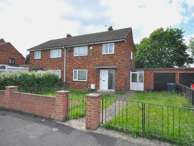 3 bedroom semi detached house for sale