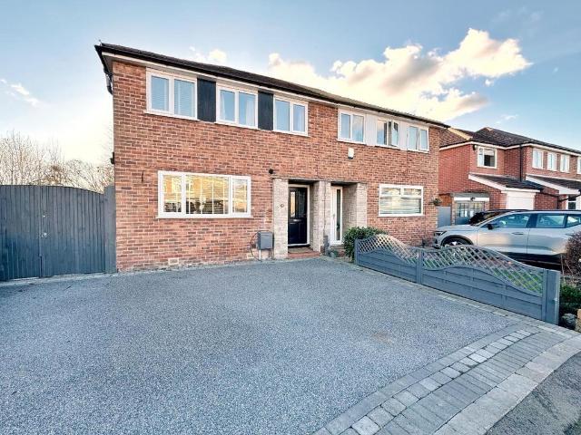 3 bedroom semi detached house for sale