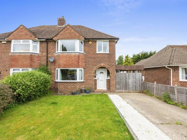 3 bedroom semi detached house for sale