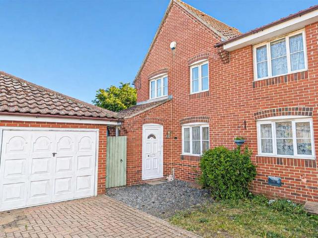 3 bedroom semi detached house for sale