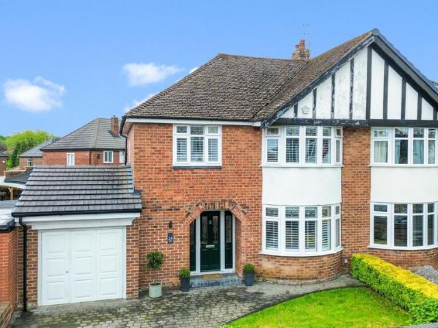 3 bedroom semi detached house for sale