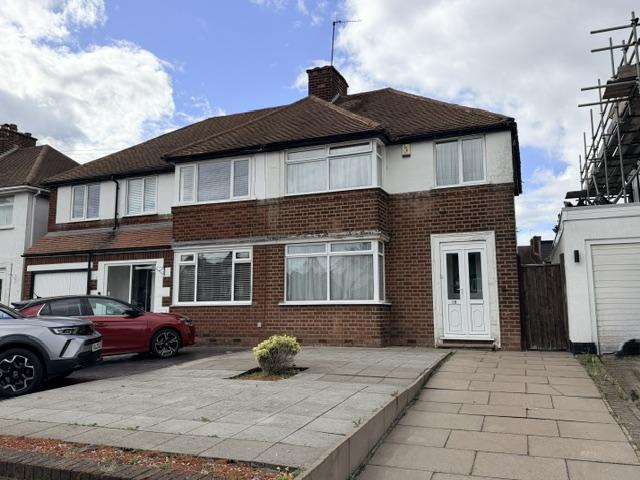 3 bedroom semi detached house for sale