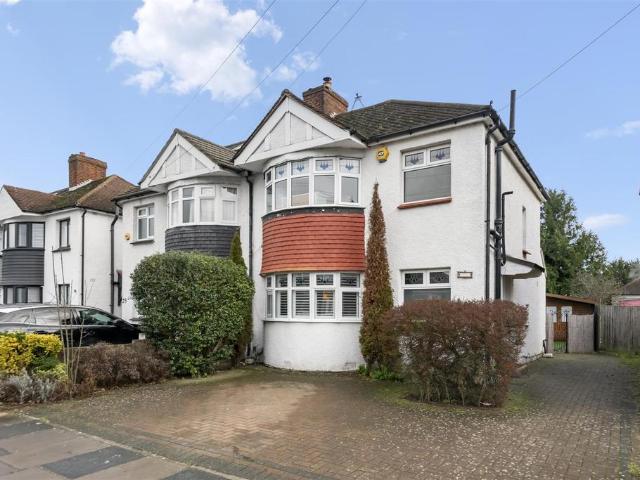 3 bedroom semi detached house for sale