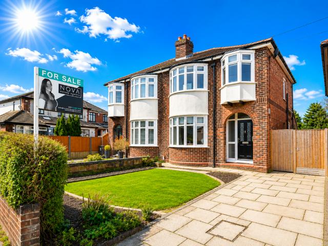 3 bedroom semi detached house for sale