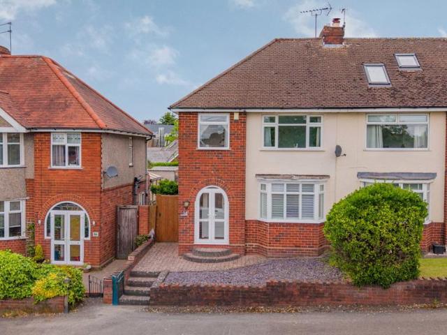 3 bedroom semi detached house for sale