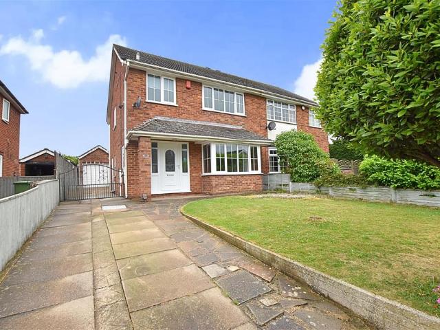 3 bedroom semi detached house for sale
