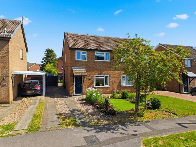 3 bedroom semi detached house for sale