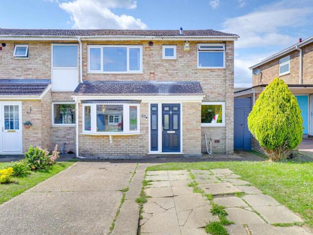 3 bedroom semi detached house for sale