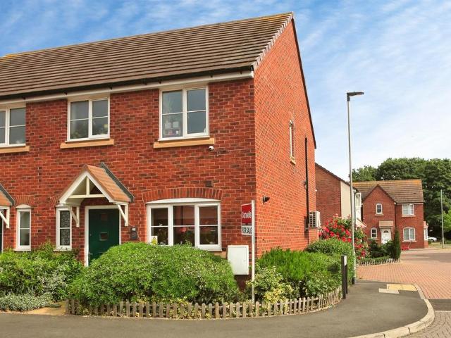 3 bedroom semi detached house for sale