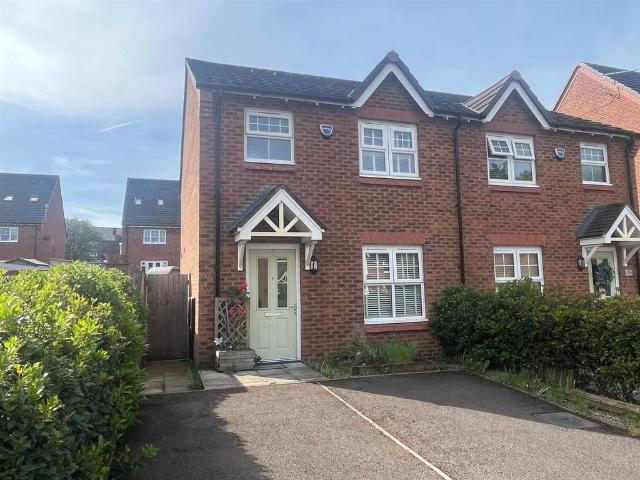 3 bedroom semi detached house for sale
